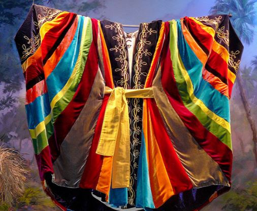 The Passover Seder and the Order of Creation | Mayim Achronim